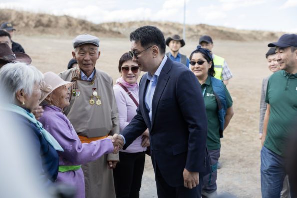 Ерөнхийлөгч У.Хүрэлсүх Мэтагро компанийн хөдөө аж ахуйн цогцолборын үйл ...